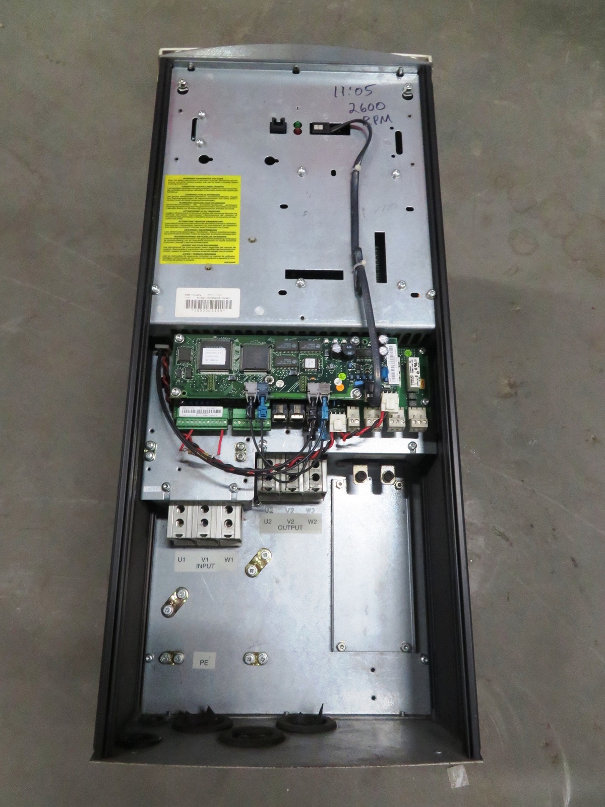 ABB ACS601-0070-5 60 HP AC VS Drive ACS-600 ACS-601 480V 60HP 84A ...