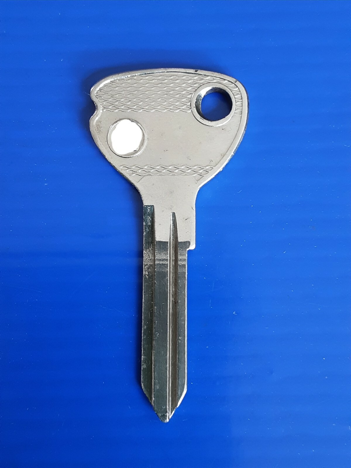 Classic Car Opel Ascona Manta upto 1974 B Series Locks Blank Key ...