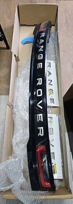 LANDROVER RANGE ROVER VELAR TAILGATE CENTRAL ASSY L560 Lights Decal ...