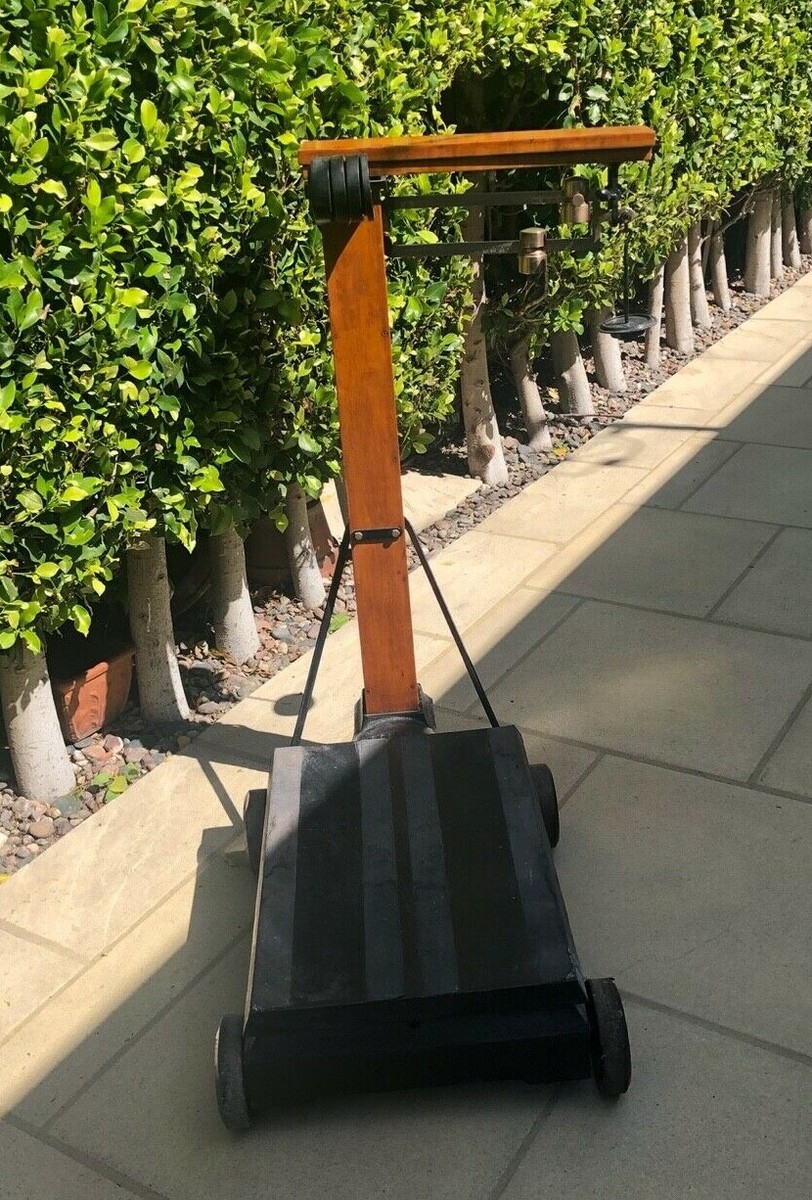 Vintage Howe Platform Scale Grain