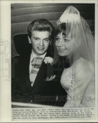 1963 Press Photo Singer Phillip Everly and his bride Jacqueline Alice ...