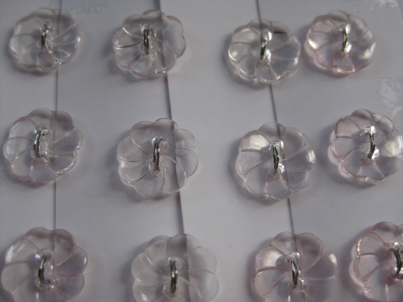 11mm Small Darling Pale Pink Translucent Daisy Flower Sewing Buttons ...