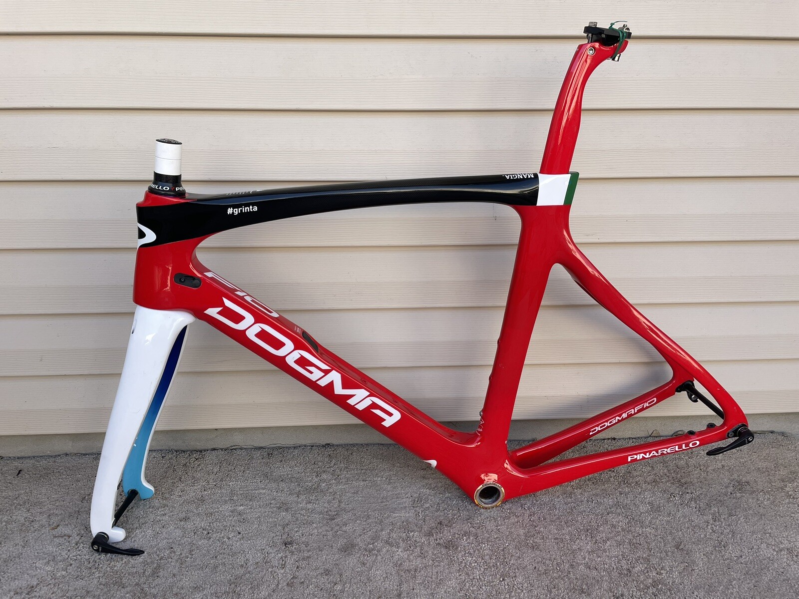 Pinarello Dogma F10 DISC Brake Carbon Road Bike Frame Set. Size 55cm | eBay