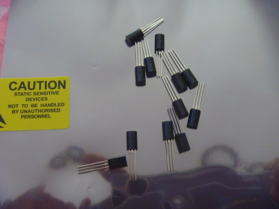 NEW ORIGINAL TRANSISTOR 2SC2229 C2229 2SC2229-Y TOSHIBA SAME DAY ...