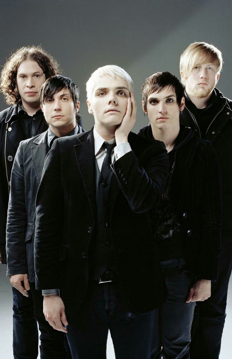 Gerard Way And Mikey Way