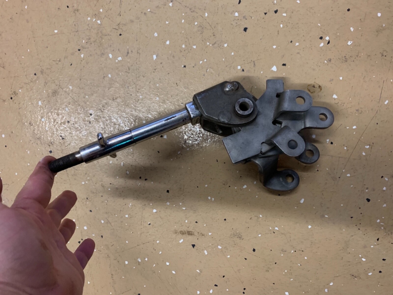 1964 1965 1966 CHEVROLET CORVETTE MUNCIE OEM 4 SPEED SHIFTER ASSEMBLY ...