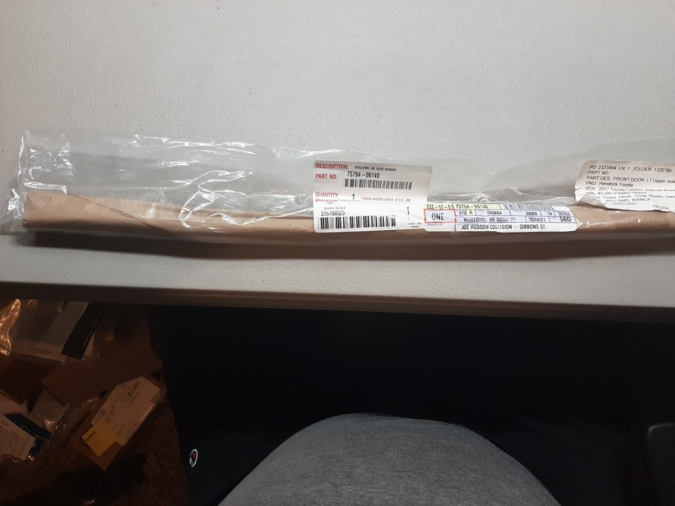 Genuine OEM Toyota 75764-06140 Right Rear Door Upper Molding Frame 15 ...