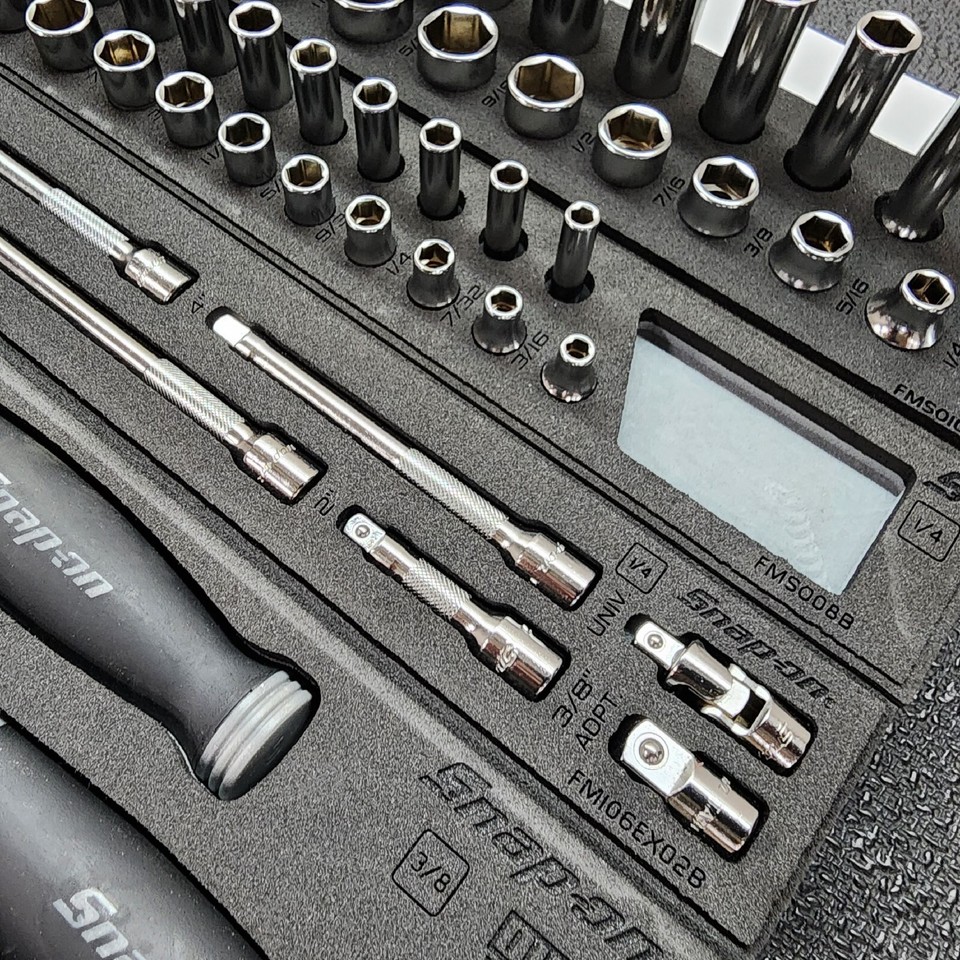 Snap-on Tools NEW DARK TITANIUM 106pc 1/4" & 3/8" Dr SAE & Metric Foam ...