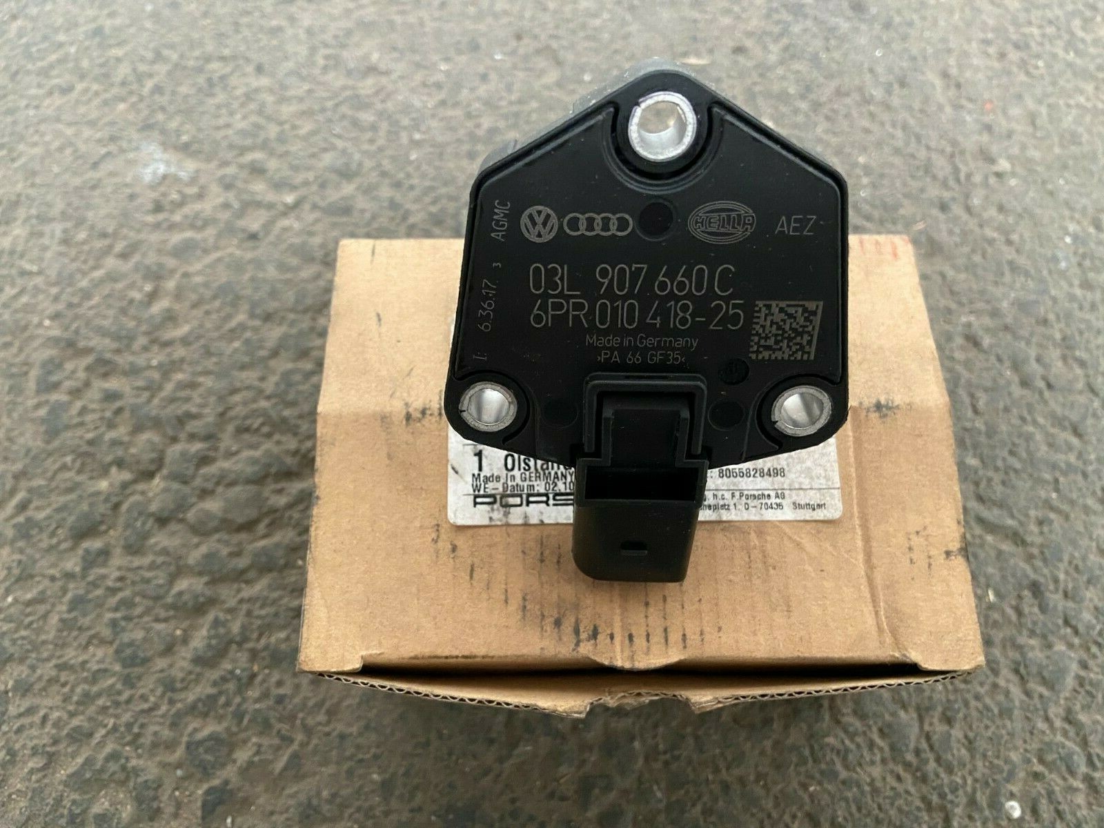 GENUINE PORSCHE Oil Level Sensor 958 606 160 11 | eBay