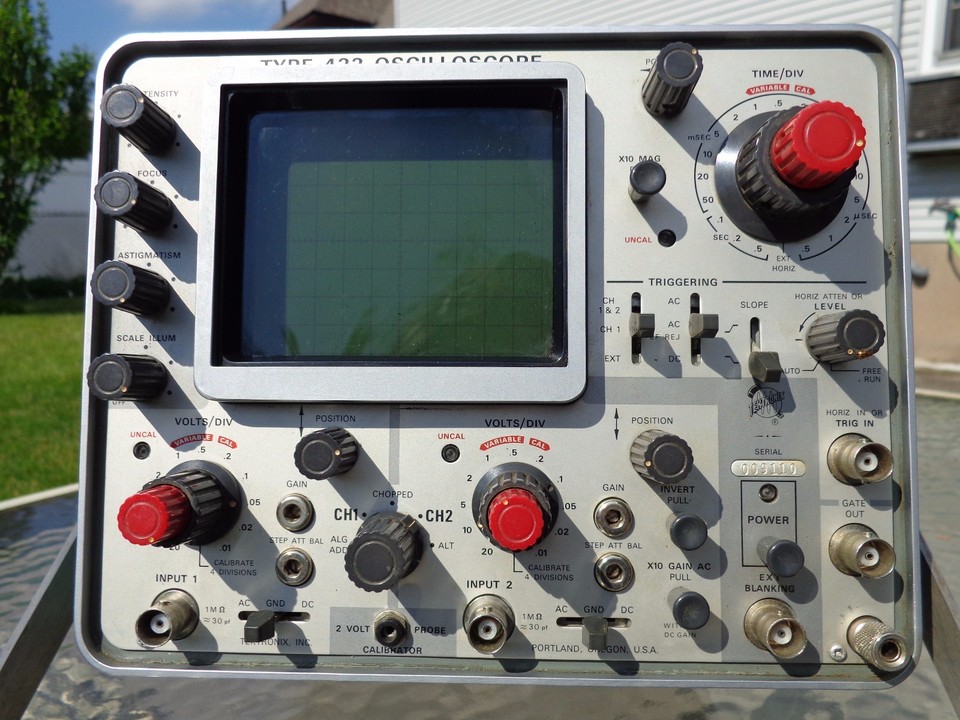 VINTAGE TEKTRONIX 422 PORTABLE ANALOG DUAL CHANNEL OSCILLOSCOPE | eBay