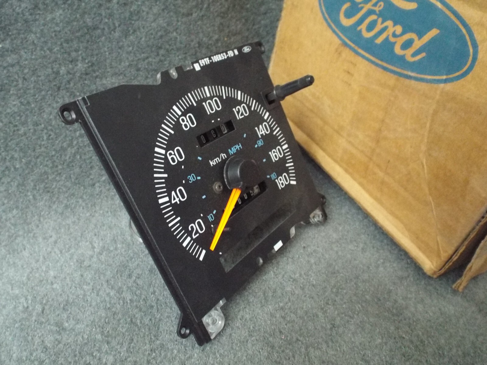 NOS 180 KMH Speedometer 1987 1988 1989 1990 1991 Ford F150 F250 Bronco ...