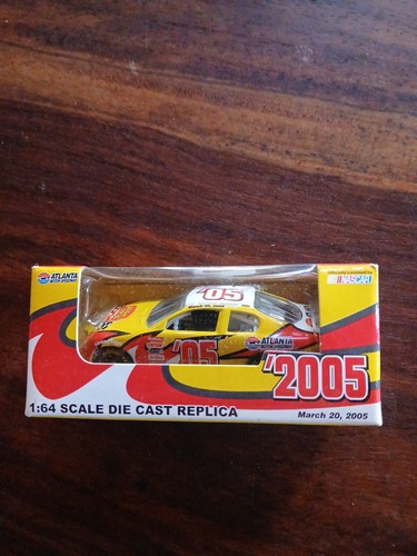 2005 Golden Corral 500 Die-cast 1:64 Stock Car Nascar Atlanta Motor ...