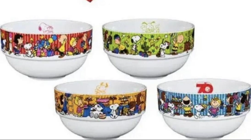 KFC x SNOOPY PEANUTS 70th Anniversary Bowl 4 Complete Set Japan Limited ...