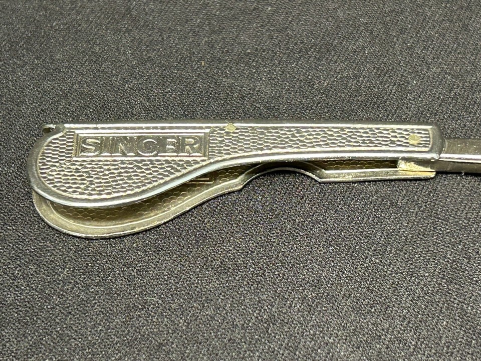 SINGER Pocket Folding Sewing Pattern Tracing Wheel | eBay