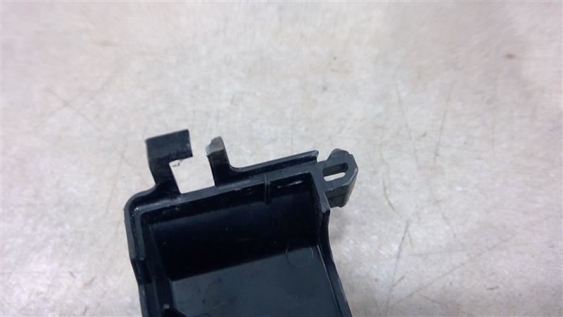 2018-2020 CHEVROLET COLORADO FUSE BOX OEM BATTERY TERMINAL OEM ...