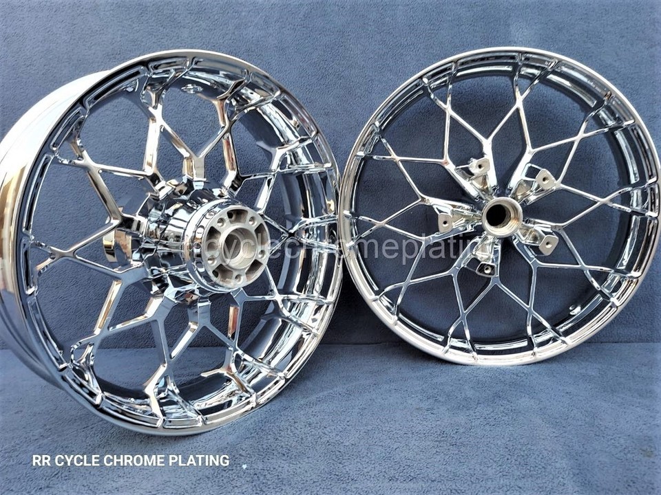 Harley Chrome Prodigy Wheels 19 F 18 R Street Glide Special Exchange ...
