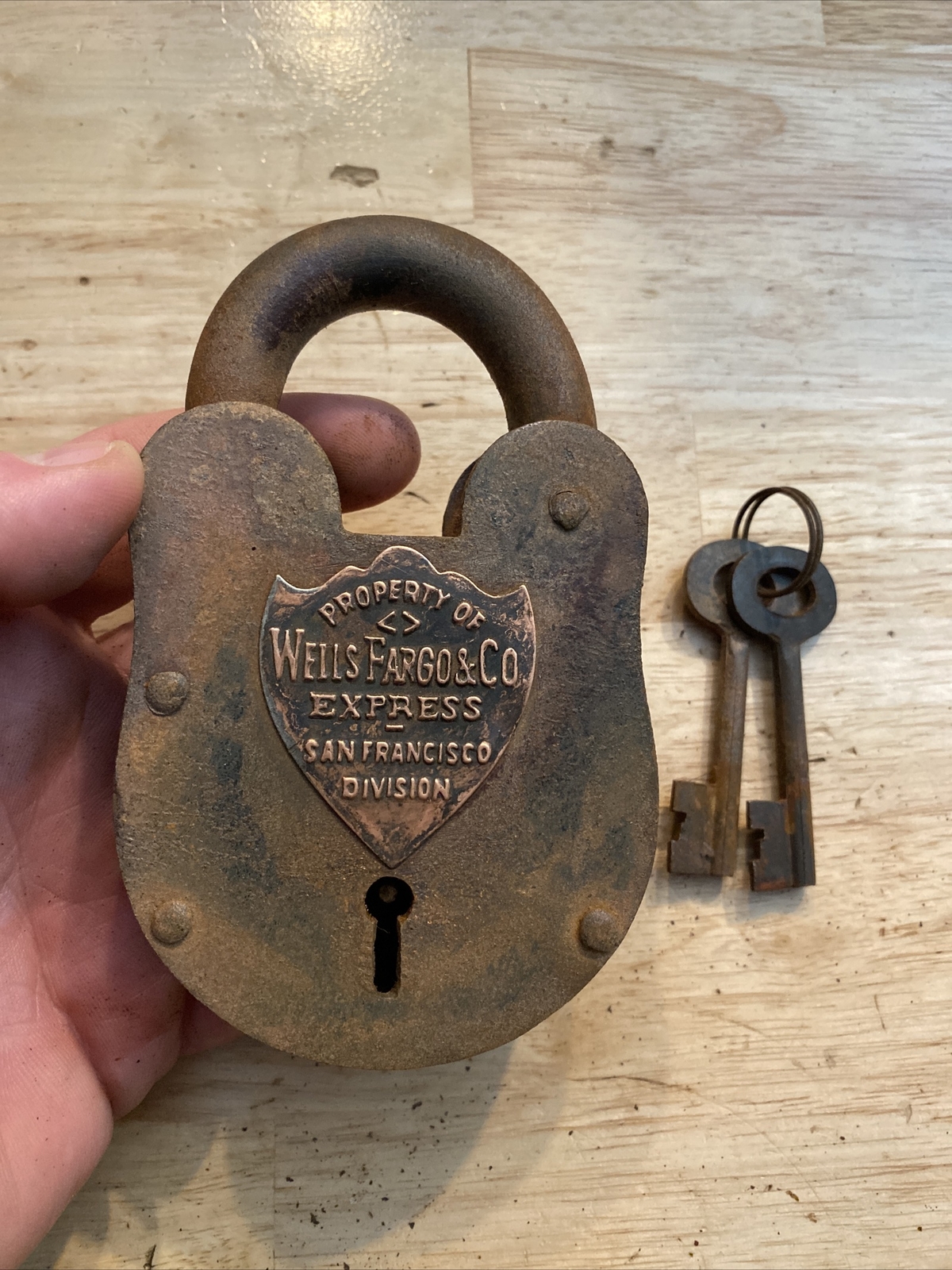 Wells Fargo Padlock Blacksmith Gunsmith Lock Keys Set Lot Patina 1.5LB ...