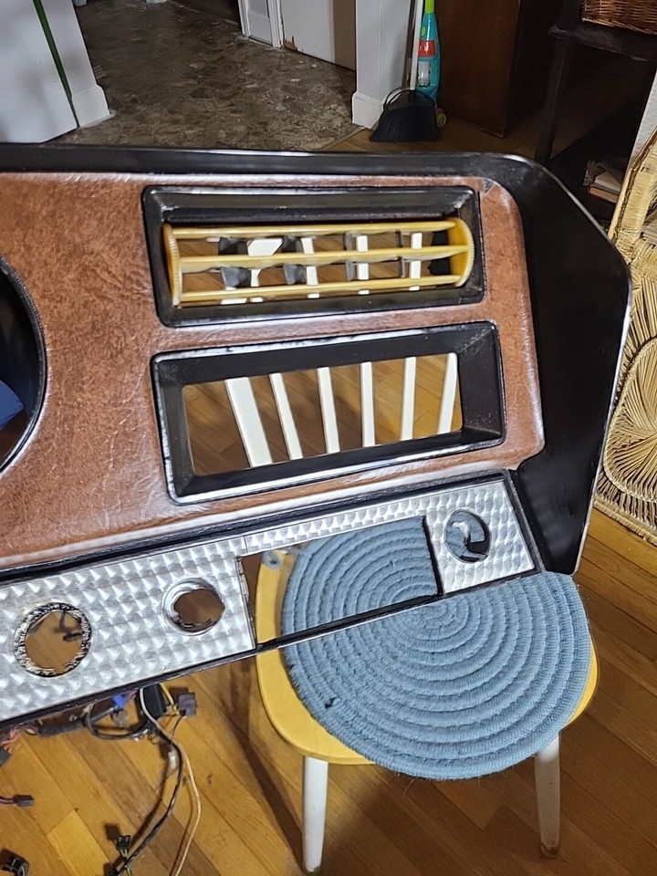 1970 1971 72 Pontiac GTO Lemans Dash Guage Bezel Speedometer Trim 72 ...