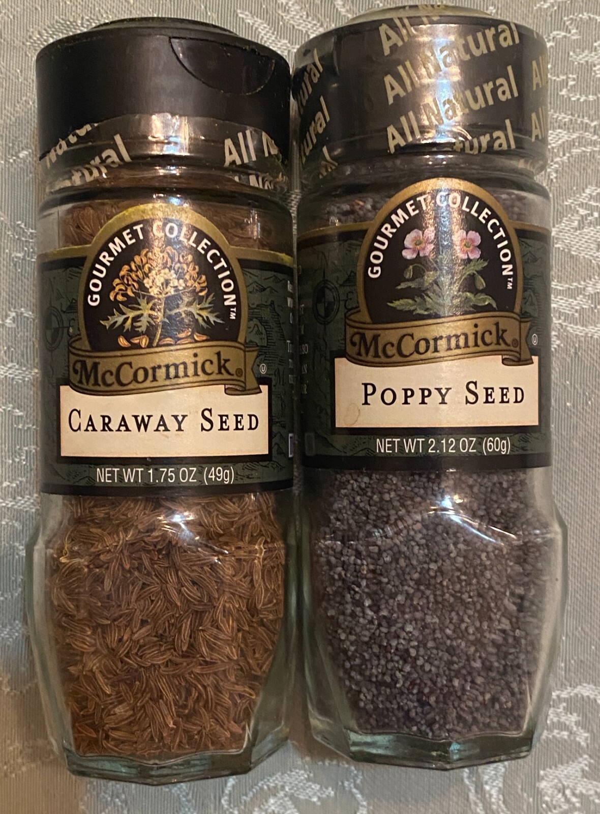 McCormick Wood 3 Tier Spice Rack w/24 BLACK Lid McCormick Gourmet Spice ...