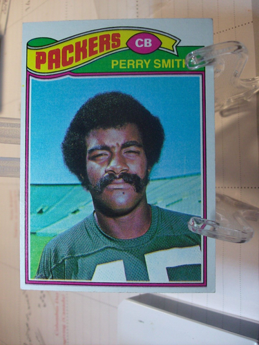 1977 Topps Football Card #253 Perry Smith (93259) | eBay
