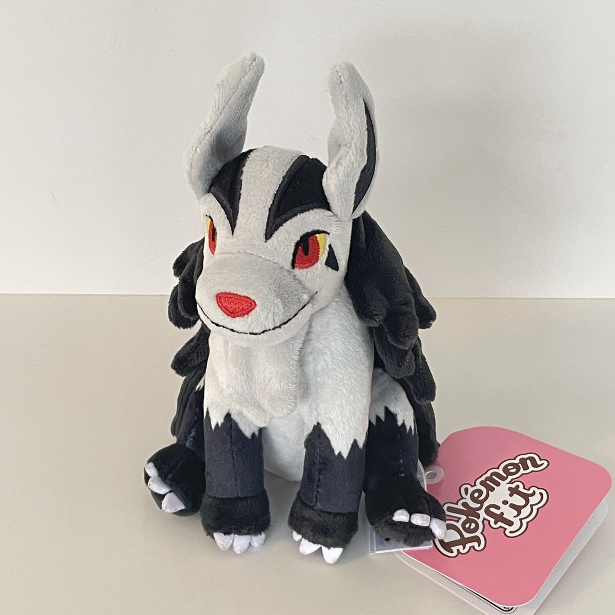 Pokemon Mightyena Toy