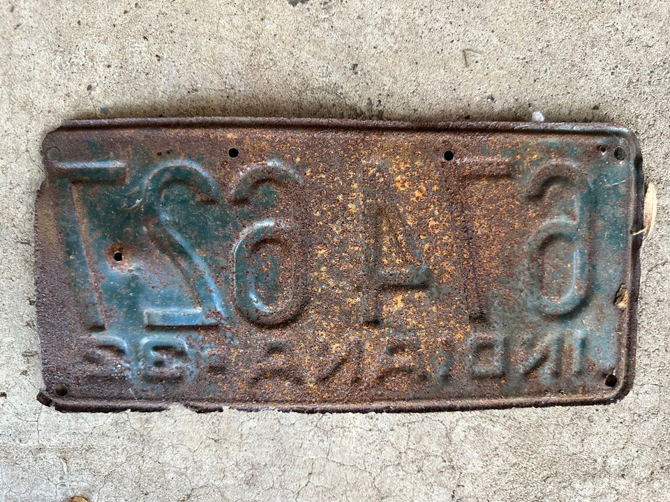 1932 Indiana License Plate Tag # 674627 Rusty As Is Pictured | eBay