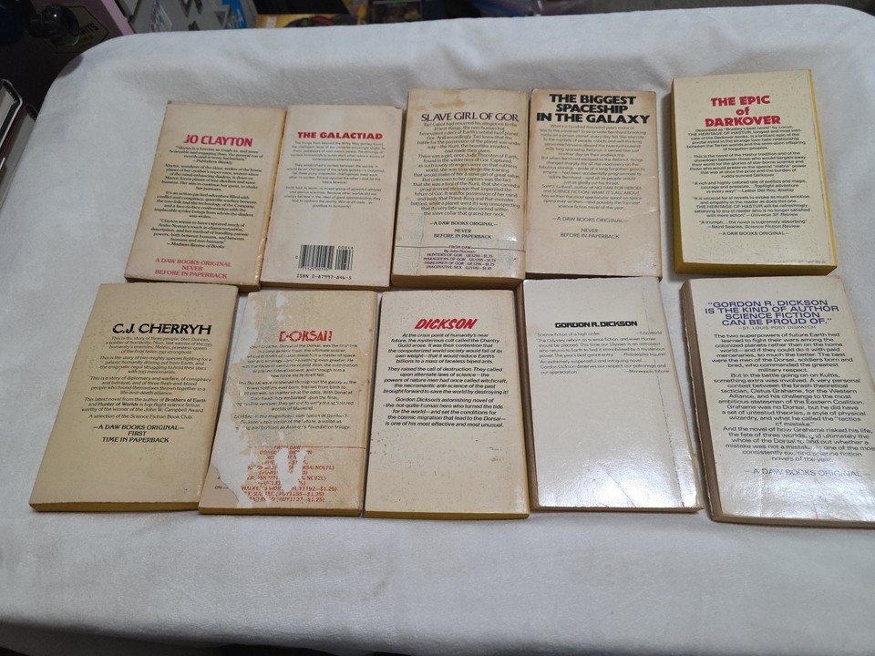 Lot of 35 DAW Yellow Spine Sci-Fi SCIENCE FICTION Paperback | eBay
