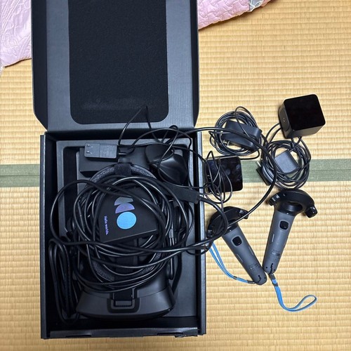 Valve Index PC & Console VR Headset Full Kit w/ 1.0 Base Stations A+ ...