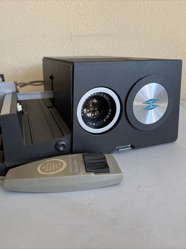 Sawyers 550R 2x2 Slide Projector and Remote. TESTED&WORKING *read* | eBay