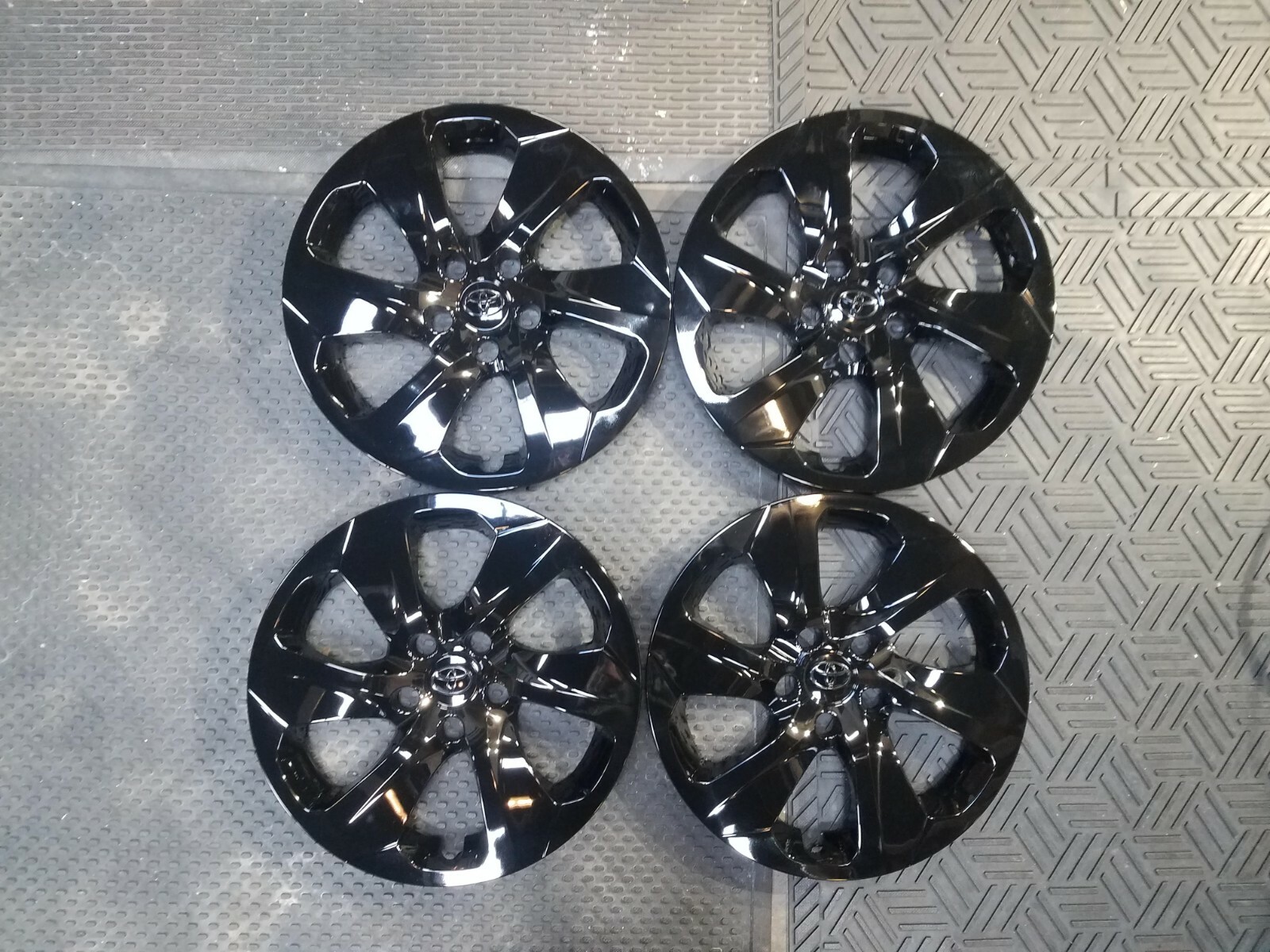 1 New Set 2019 20 21 2022 RAV4 RAV 4 Hubcaps 17" Wheel Covers 61186 ...