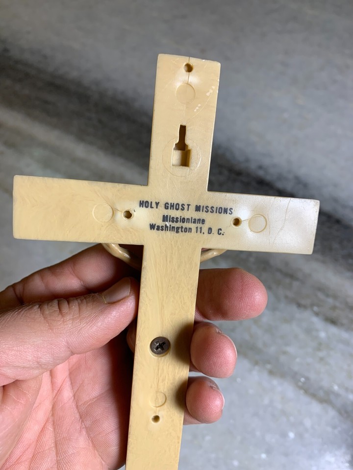 Vintage Plastic Tan Beige Light Lightweight Lite Cross Crucifix Jesus ...