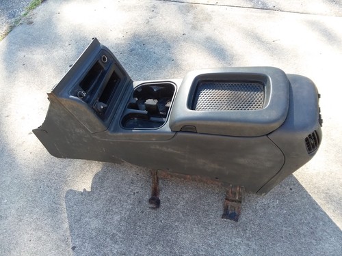 03 Chevy Silverado full center console w/Bose | eBay