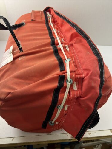 Rescue Pod Switlik Parachute Co. Life Raft 4-Person Survival Platform ...