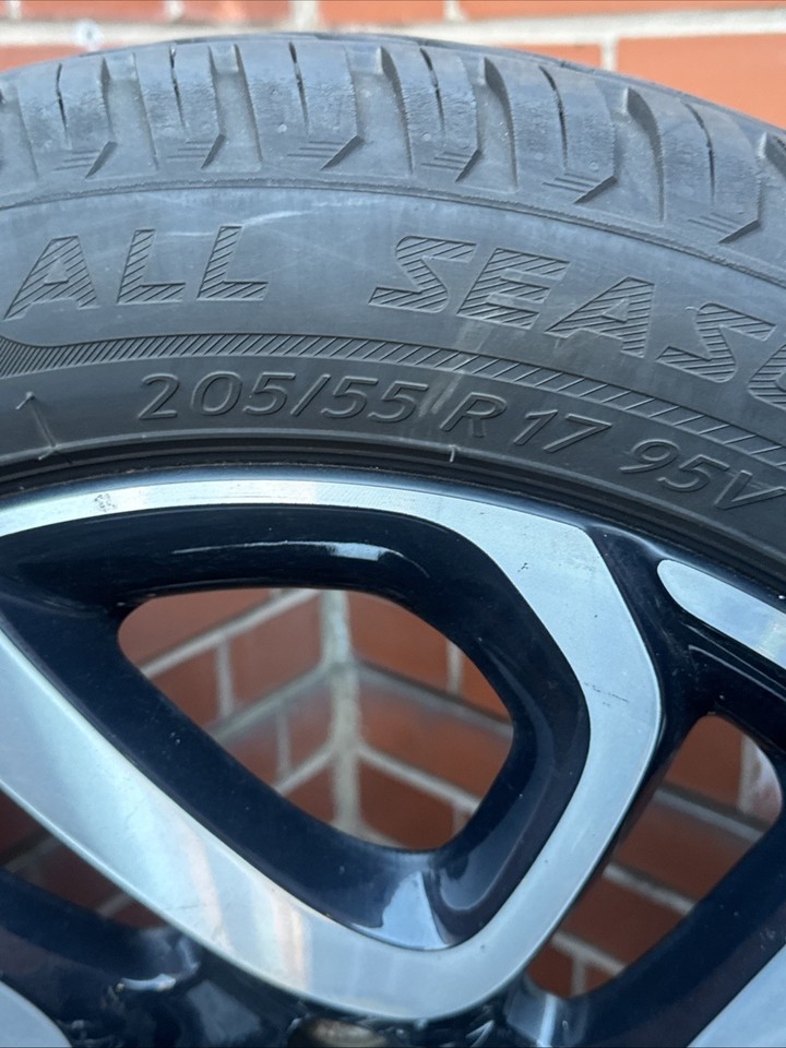 RENAULT CAPTUR MK1 X87 SET OF 4 17" ALLOY WHEELS WITH TYRES | eBay UK
