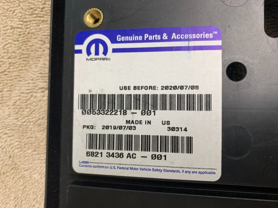 Jeep Dodge Chrysler License Plate Bracket new OEM 68213436AC | eBay