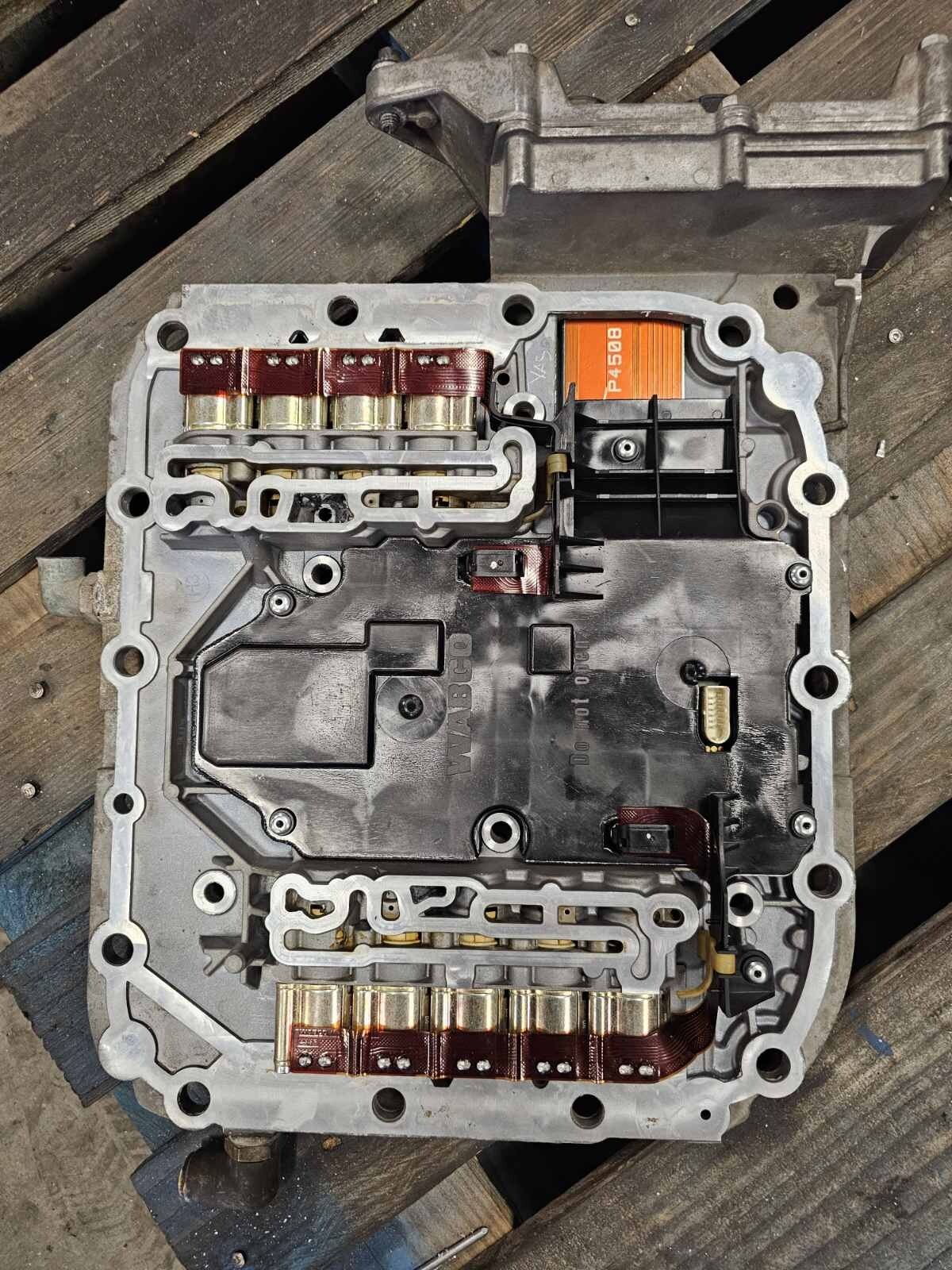 VOLVO I-SHIFT TRANSMISSION TECU,ECU.COMPUTER. ATO2612D TRANSMISSION ...
