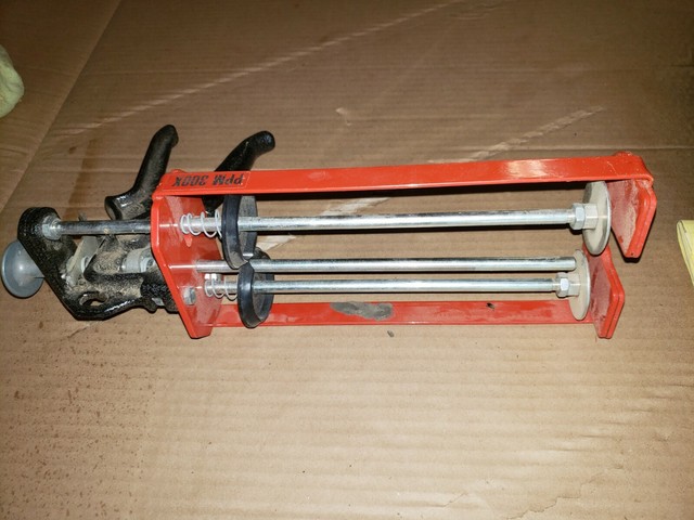 COX Dual Cartridge Epoxy Heavy Duty Manual Caulk Gun PPM 300x for sale ...