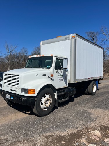 2000 International 4700 box truck straight truck 16ft Allison Automatic ...