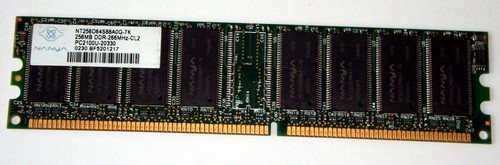 256 MB DDR-RAM 184-pin PC-2100U non-ECC CL 2 'Nanya NT256D64S88A0G-7K ...