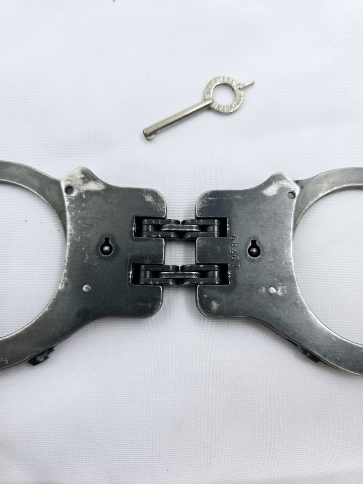 Vintage Peerless Hinged Handcuffs w/key | eBay