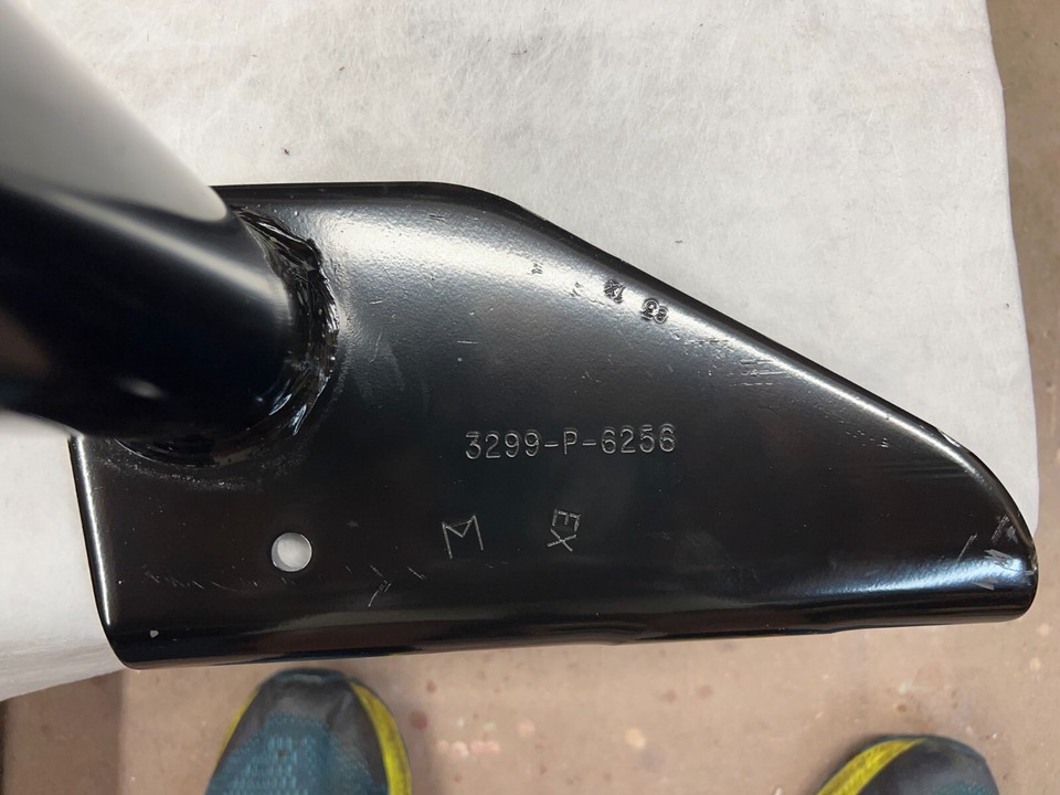 Meritor E59 3299-P-6256 Bracket Left Rear | eBay