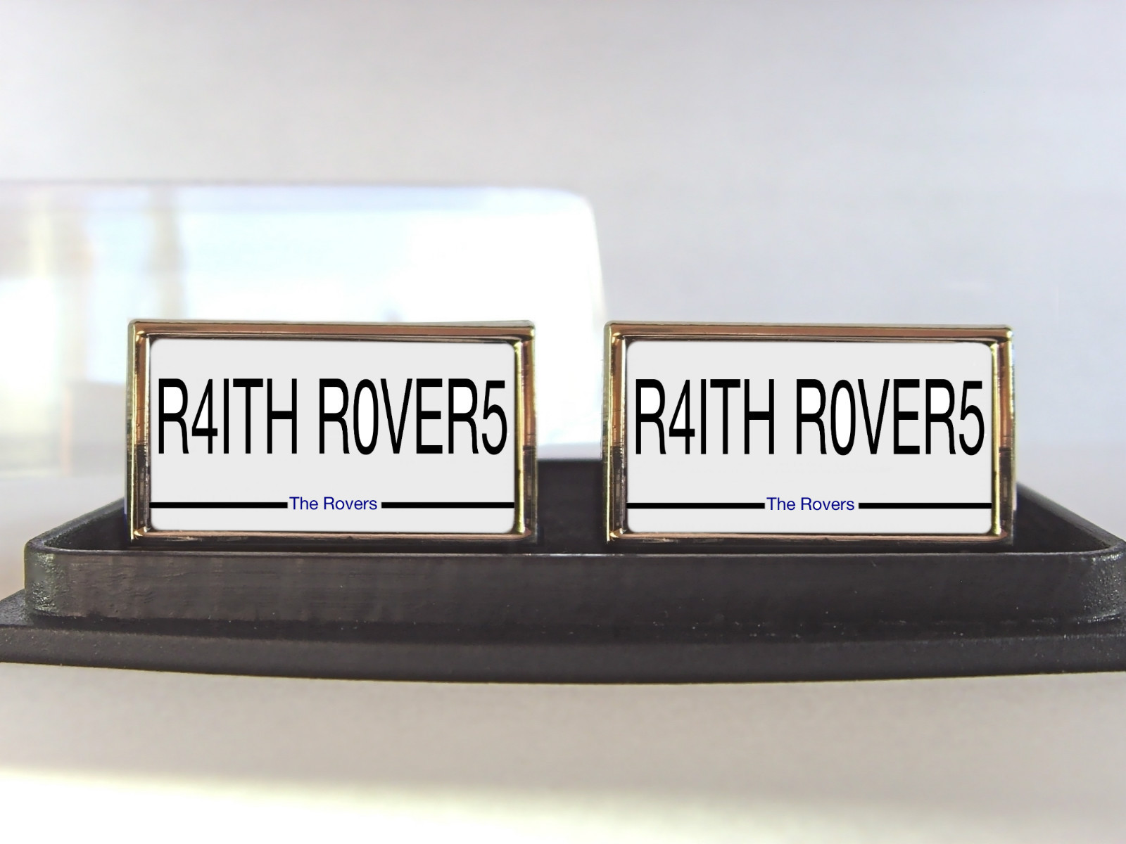 RAITH ROVERS NUMBER PLATE STYLE BADGE MENS CUFFLINKS CUFF LINKS GIFT | eBay
