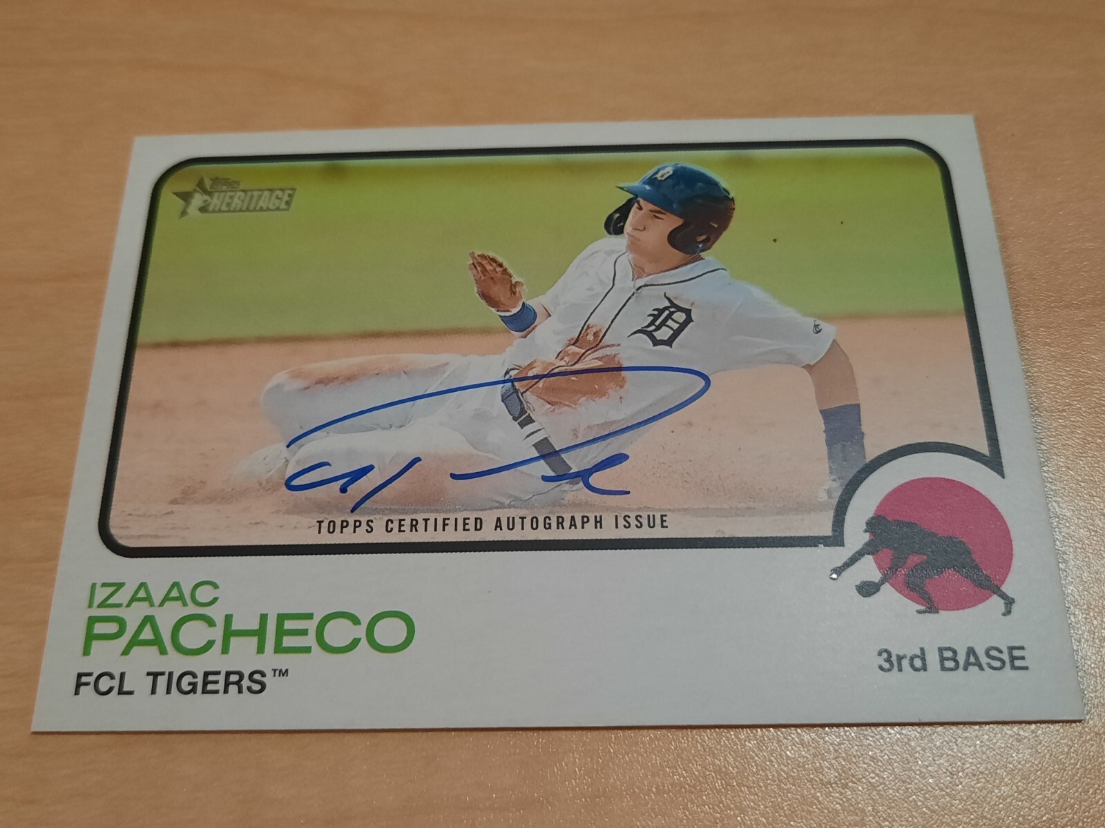 2022 Topps Heritage Minor League Izaac Pacheco Real One Prospect Auto # ...