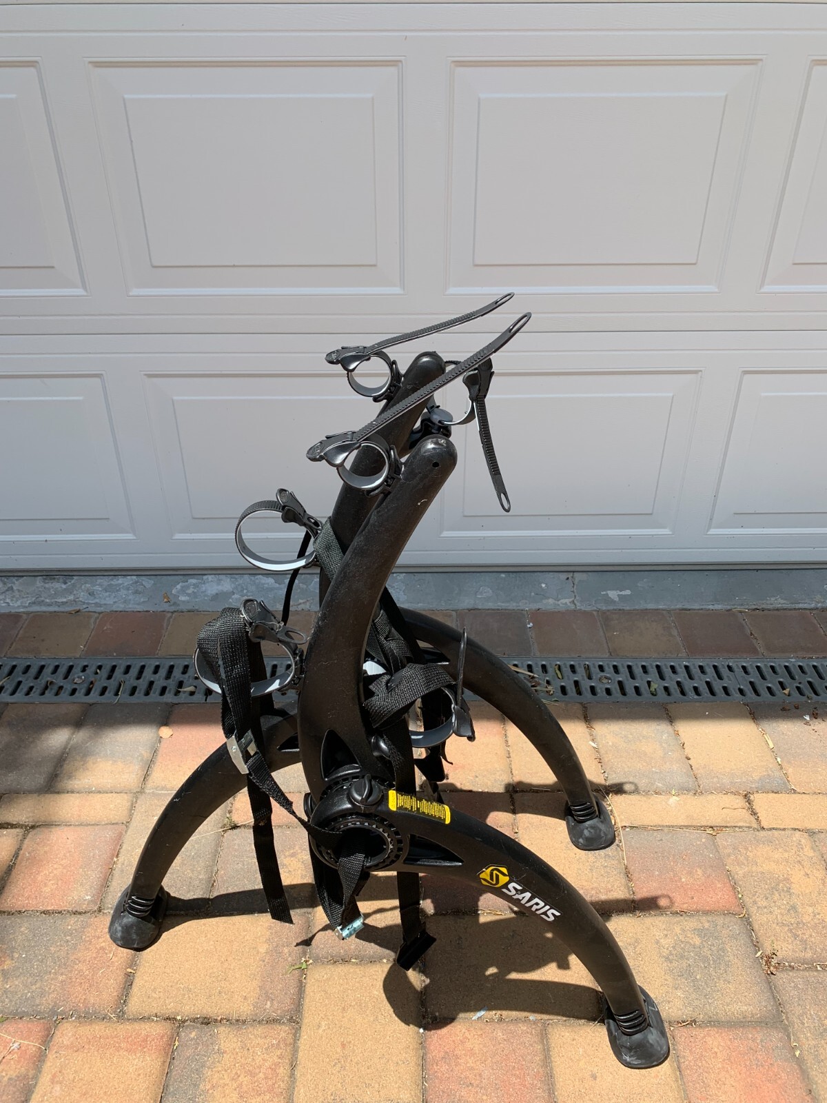 Saris Bones EX Trunk Bike Rack, Bike Rack for Car and SUV, 2-Bikes | eBay