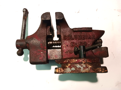 Vintage COLUMBIAN NO.63 RED ARROW 3" Bench Vise W/ Anvil & Swivel Base ...