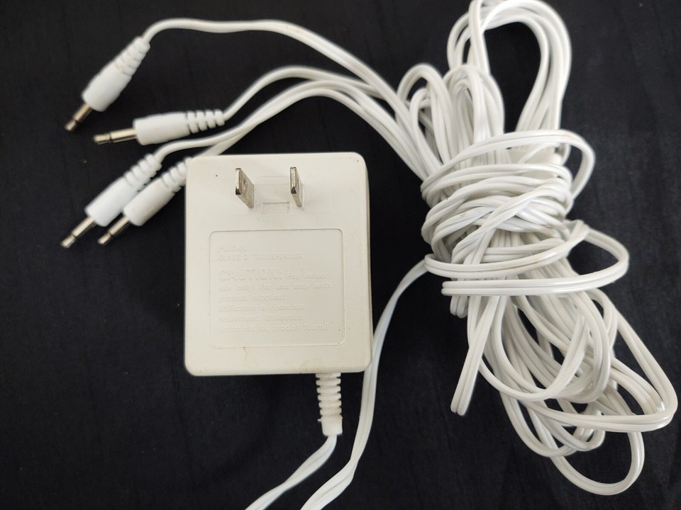 LEMAX TRANSFORMER 4 PLUGS FOR VILLAGES | eBay