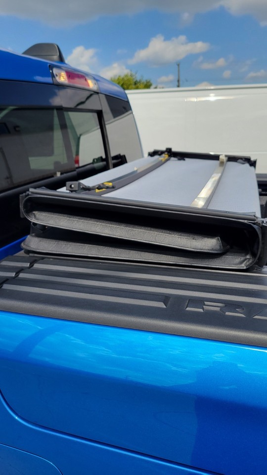 Genuine Mopar Soft Tri-Fold Tonneau for 2019-2026 RAM 1500 with 5.7 Bed ...