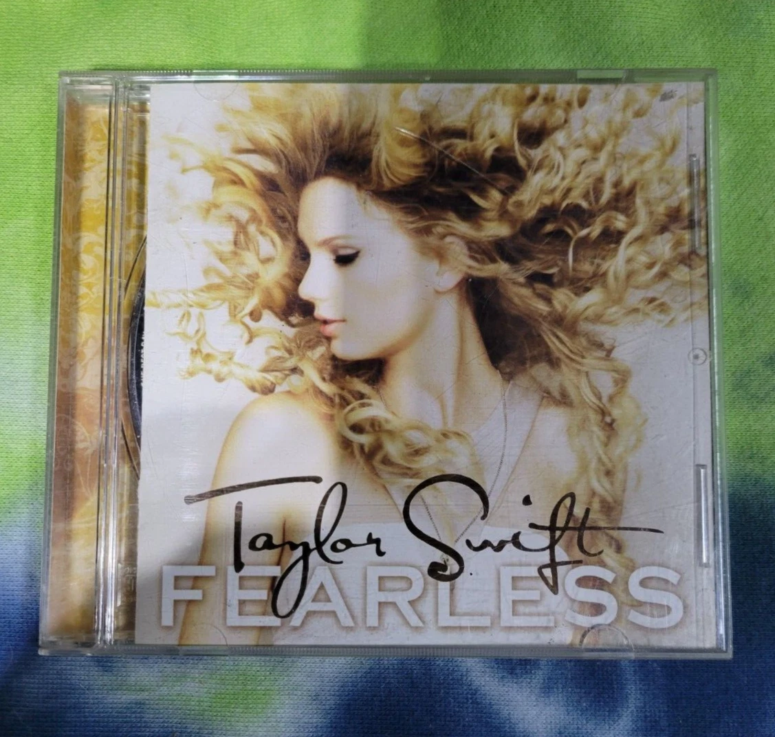 Taylor Swift Fearless Album Cover