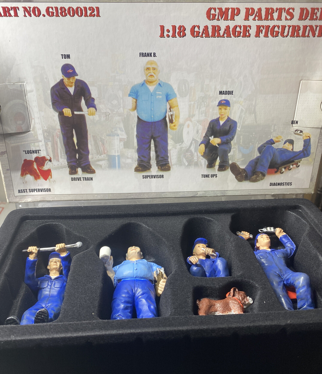 GMP 1/18 Garage Figurines ....Parts Dept. Number GI800121 | eBay