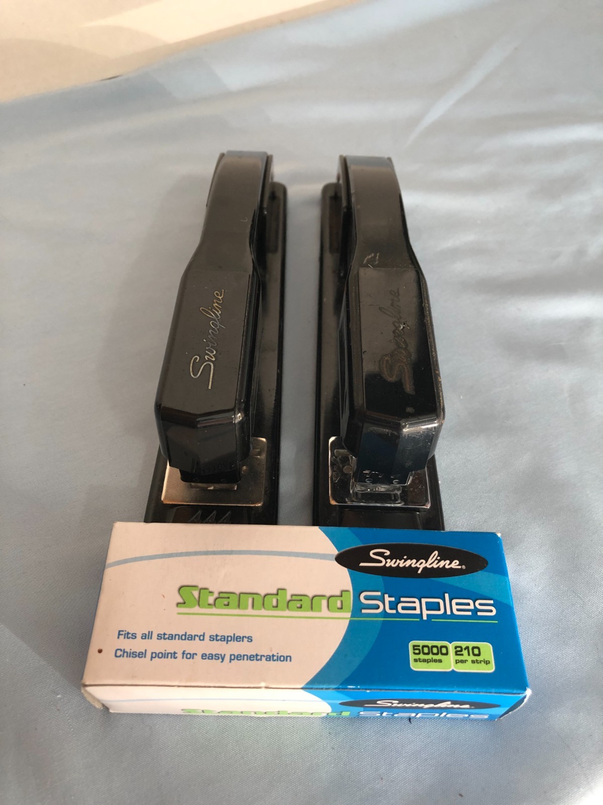 LOT of 2 Black Standard Swingline Staplers w Some Staples & BOX 5,000 # ...
